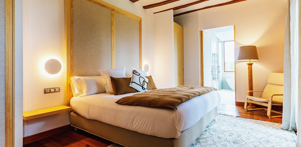 Royal Collection Hotels & Resorts
